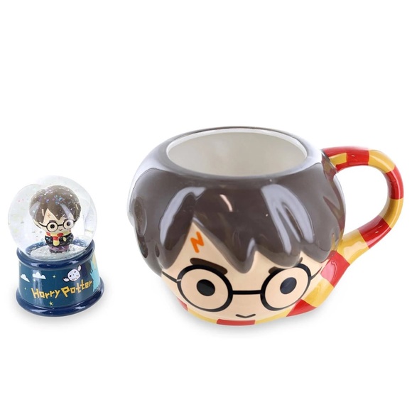 Warner Bros. | Dining | Harry Potter Mug And Snow Globe | Poshmark